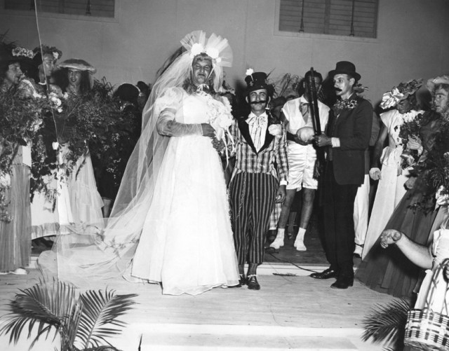 Womanless wedding 60 photos - Vianawedding.com